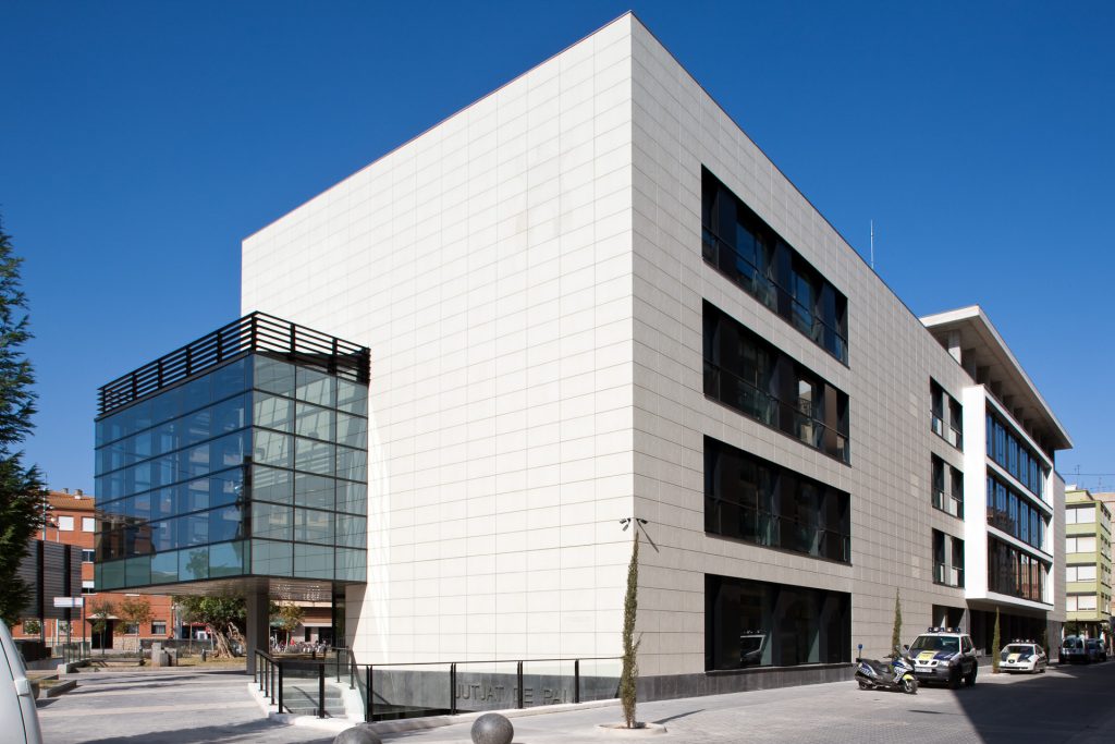 Fotografía de arquitectura. Ayuntamiento de Almassora. - Joan Roig